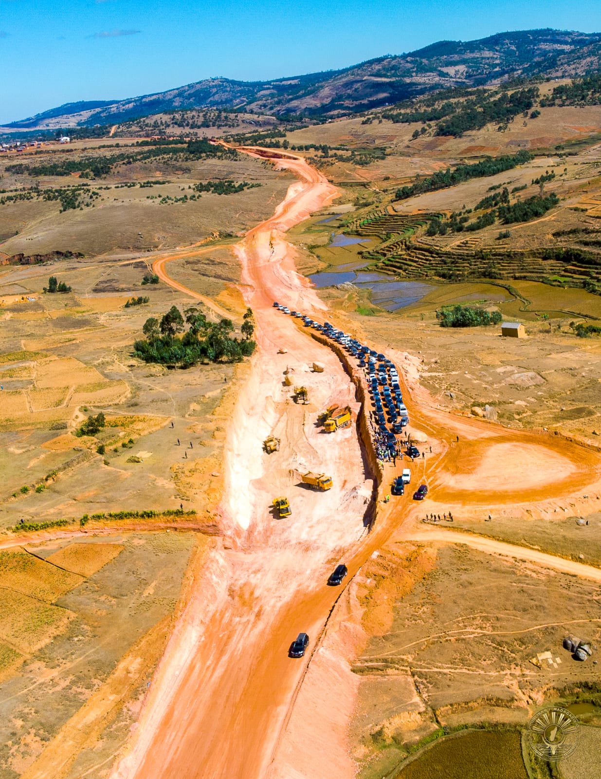 Autoroute Antananarivo-Toamasina : Les travaux avancent conformément au ...