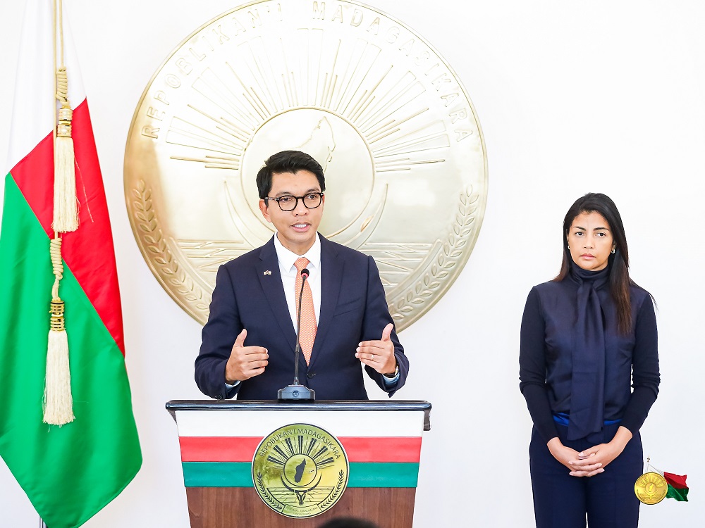 Point de Presse tenu par le Président de la République Andry RAJOELINA ...